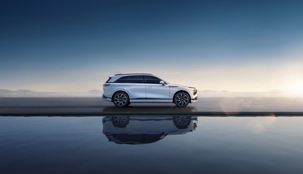 XPENG launches G9 and P7 models in Europe with upgraded in-car Xmart OS ...