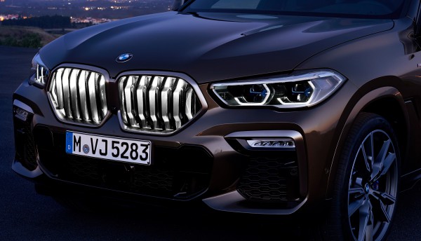 HELLA develops illuminated radiator grille for BMW X6 - Automotive ...