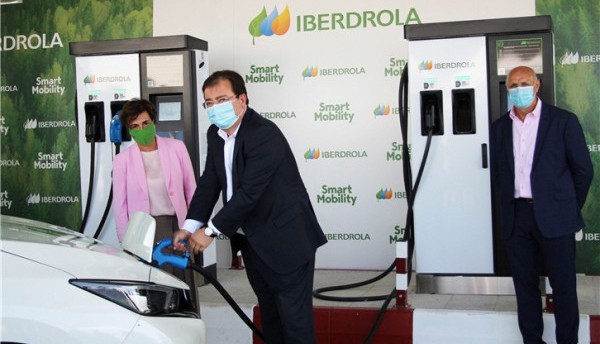 Iberdrola opens new fast EV charging station in Iberian Peninsula ...